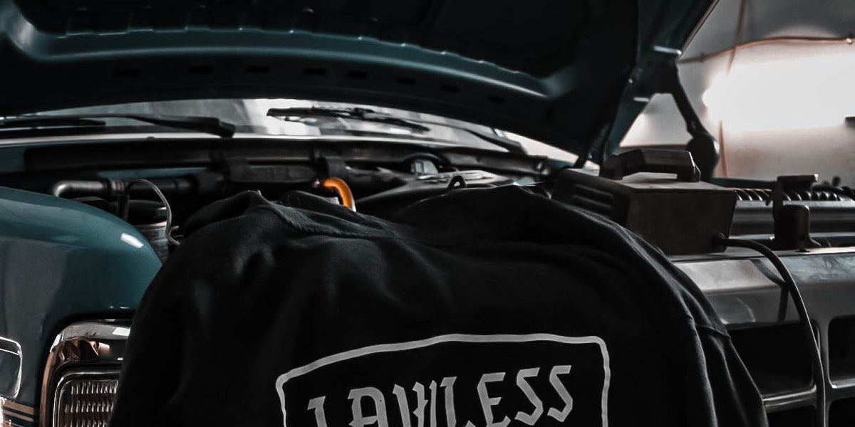 CHAMPION X LAWLESS GARAGE Signature Hoodie – ELEVEN MOTORS